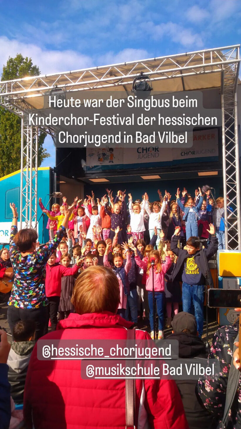 SingBus-Station in Bad Vilbel - Deutsche Chorjugend e.V.
